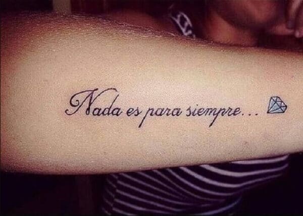 Ideas de frases para tatuarse y ejemplos - Tattoo School Madrid ...